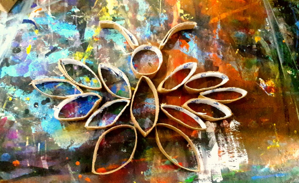 Colour & Trance - The Riptide Magazine Colour & Trance The Gallery ...